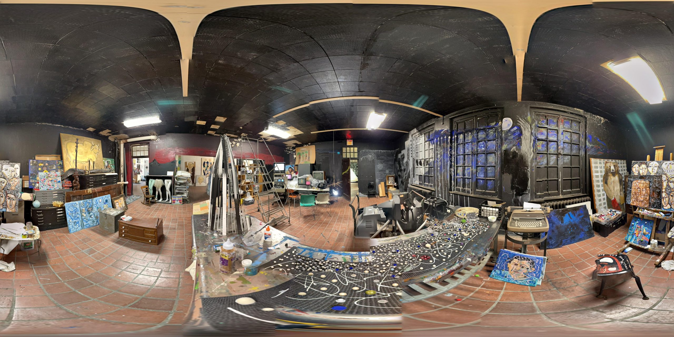 VR Tour – The Living Museum